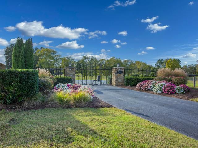 8589 McGhees Mill Rd, Semora, NC 27343 | MLS #10129