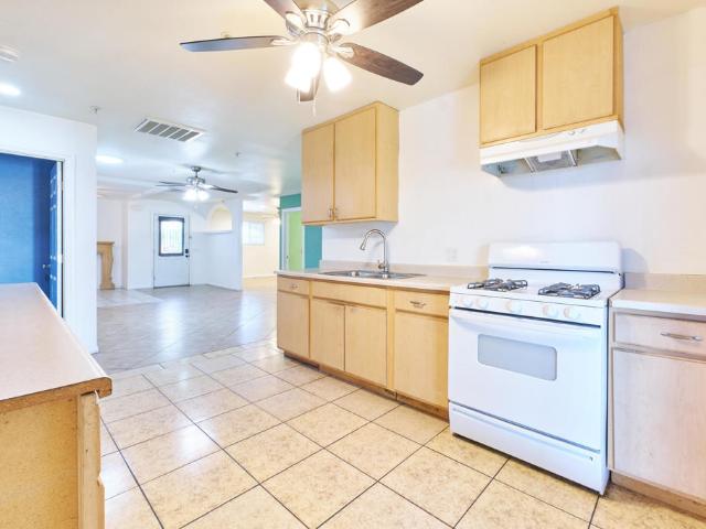 85815 Avenida Raylynn