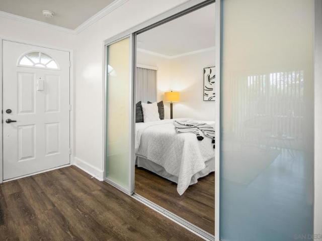 8581 Villa La Jolla Dr N