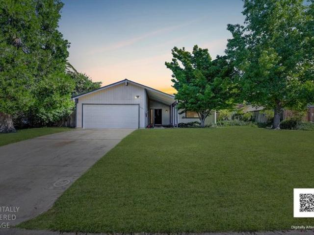 8583 Fairlawn Ct, Sacramento, CA 95828