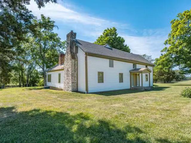 858 CARRICK PIKE, GEORGETOWN, KY 40324 Single Family Residence.