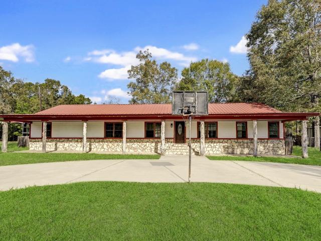 858 Big Hawg Rd, Trinity, TX 75862 | MLS #29557
