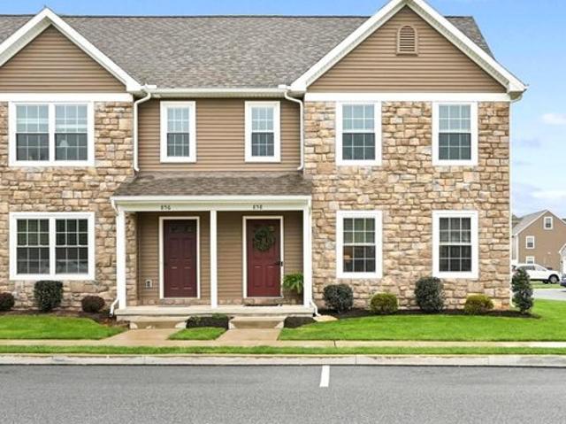 858 Byler Cir, Lebanon, PA 17042