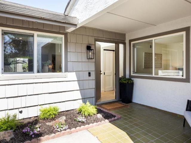 858 Erickson Lane