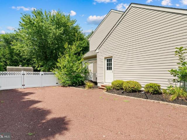 858 Foxmoor Drive
