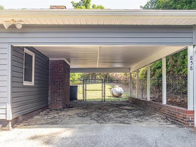 858 Nc Highway 62 W