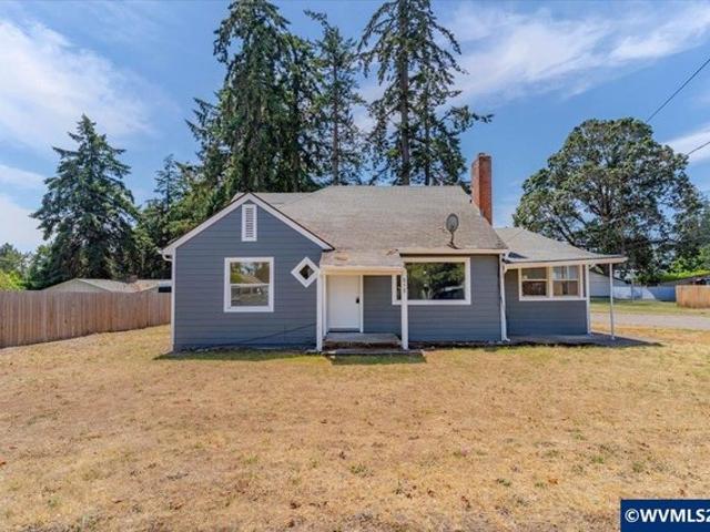 858 Plymouth Dr NE, Keizer, OR 97303