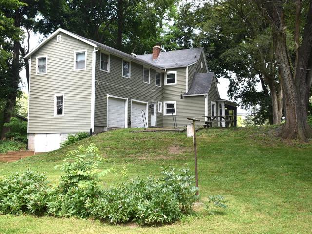 858 Ridge Road