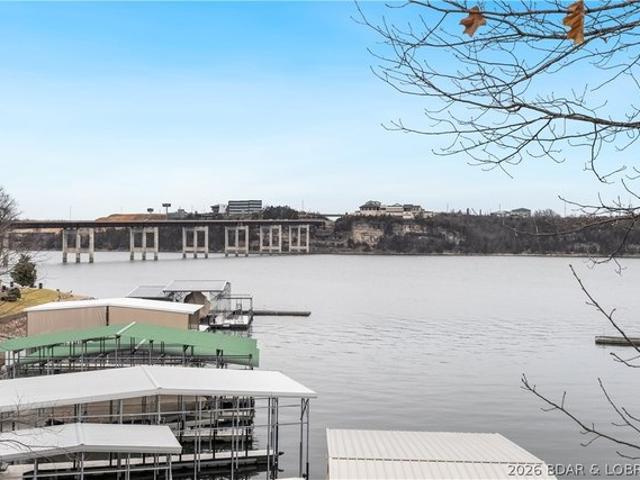 858 Via Del Lago Dr, Porto Cima, MO 65079