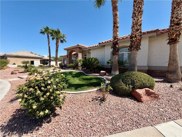 8595 Bella Vacio Court