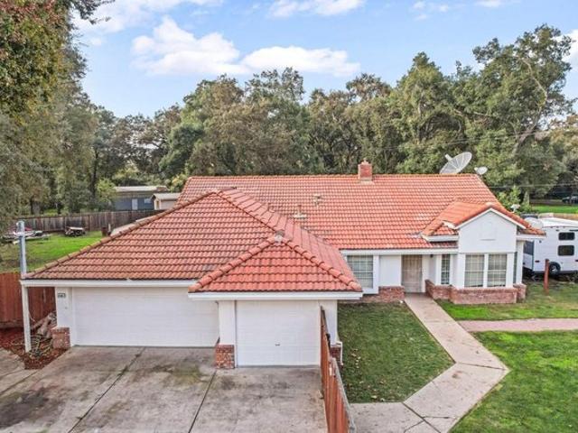 8596 W Samoha Ct, Thornton, CA 95686