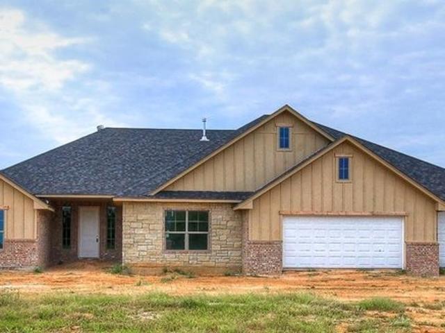 8591 Oak Tree Cir, Edmond, OK 73025