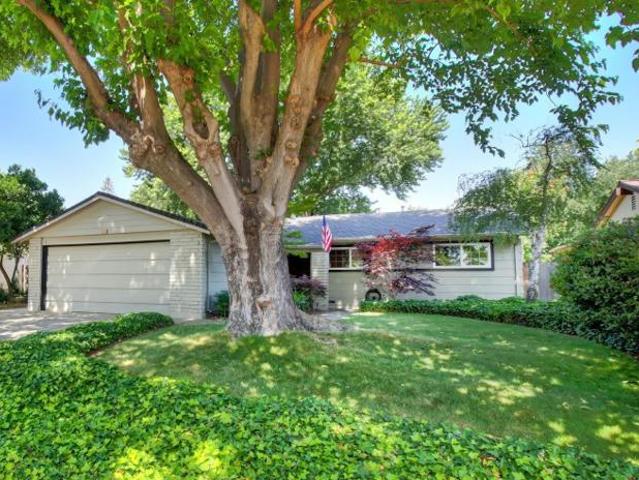 8591 Erinbrook Way, Sacramento, CA 95826