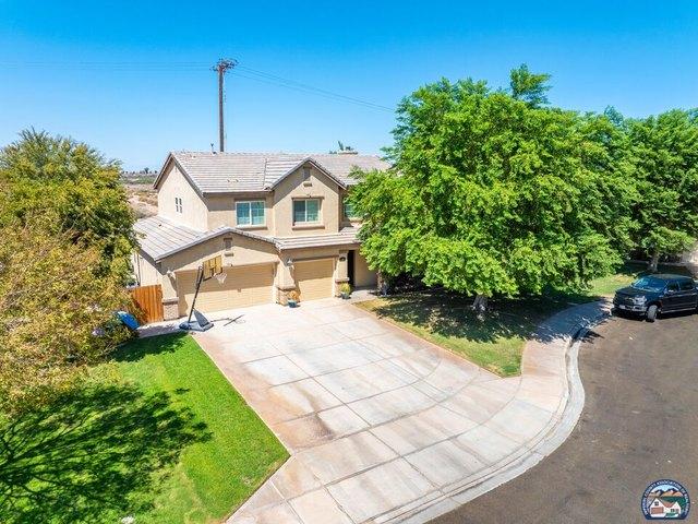 859 Arroyo Ct, Brawley, CA 92227