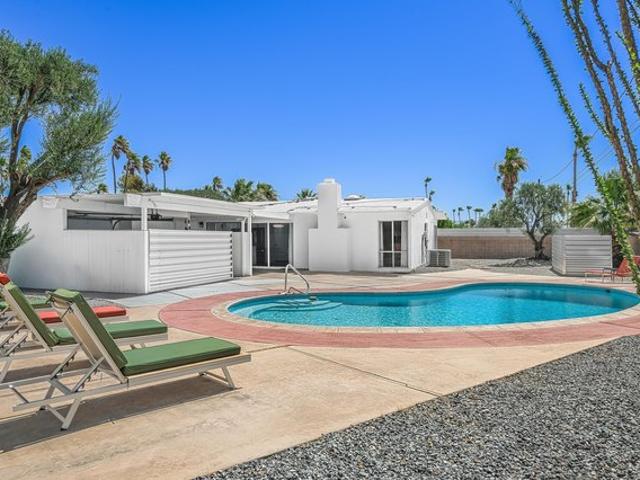 859 E Grace Cir, Palm Springs, CA 92262