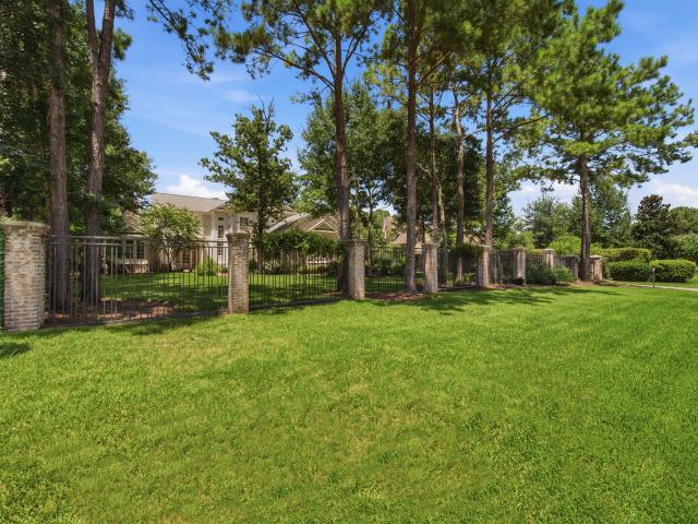 859 Eagle Pointe