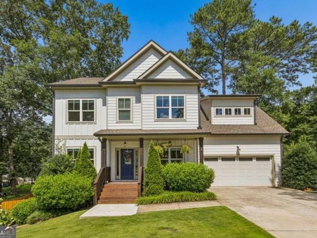 859 East Ave, Scottdale, GA 30079