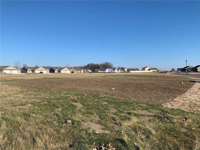 859 Escalade Ln SE, Owatonna, MN 55060