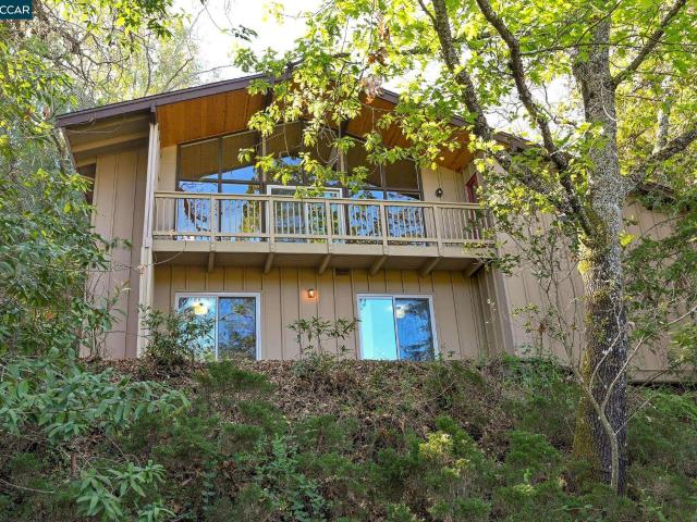 859 Mountain View Dr