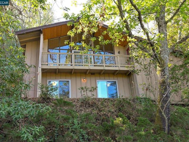 859 Mountain View Dr