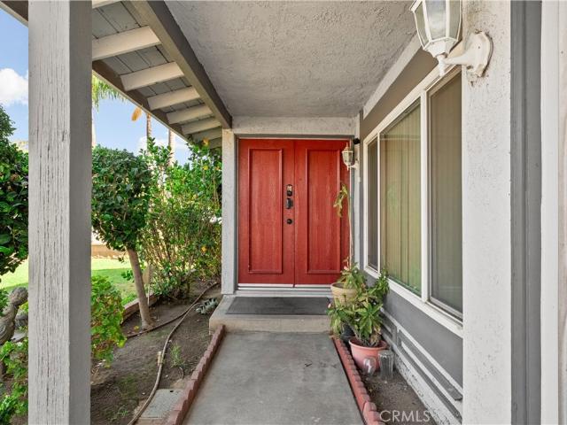 859 S Spruce