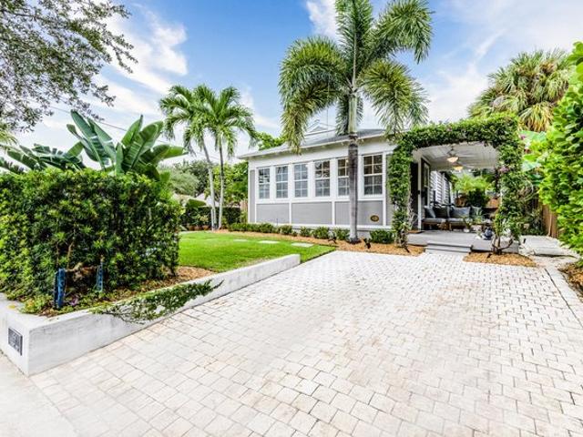859 Sunset Rd, West Palm Beach, FL 33401