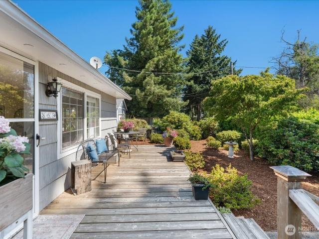 859 SW 132nd Street