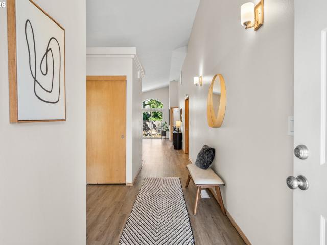 859 SW 24th ST