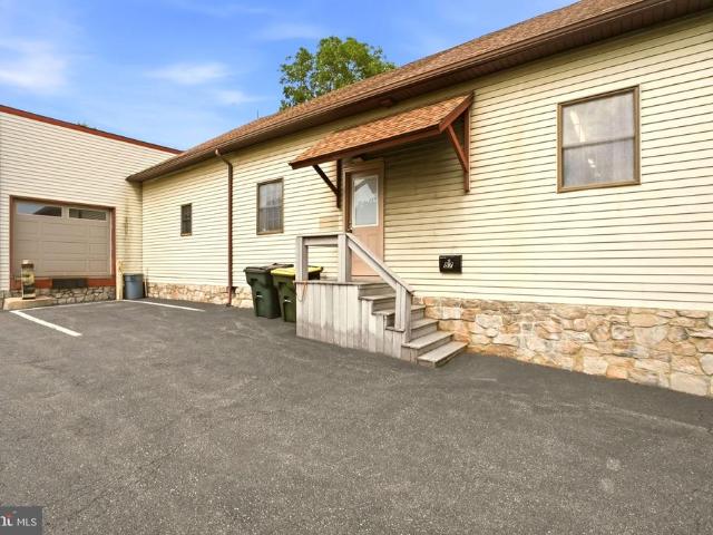 85 87 W Main Street