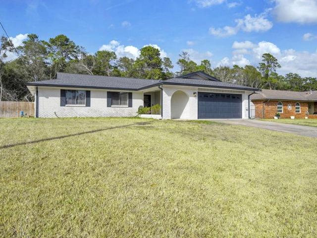 85 12th Ave, Shalimar, FL 32579