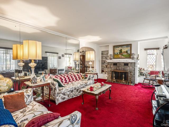 85 25 th Street