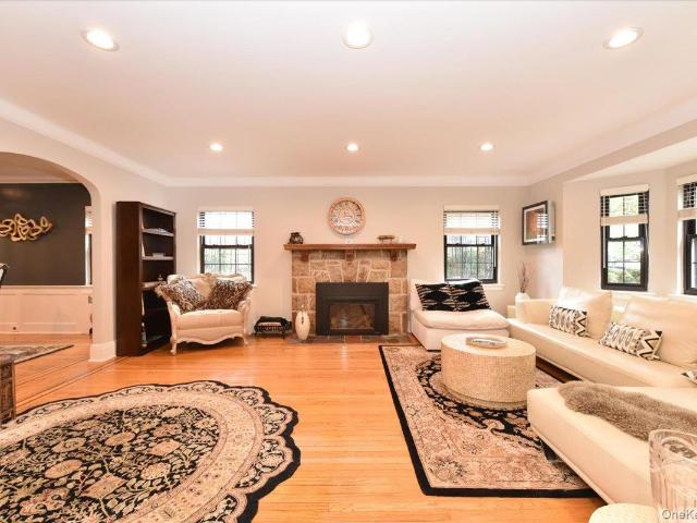 85 35 Edgerton Boulevard | Compass