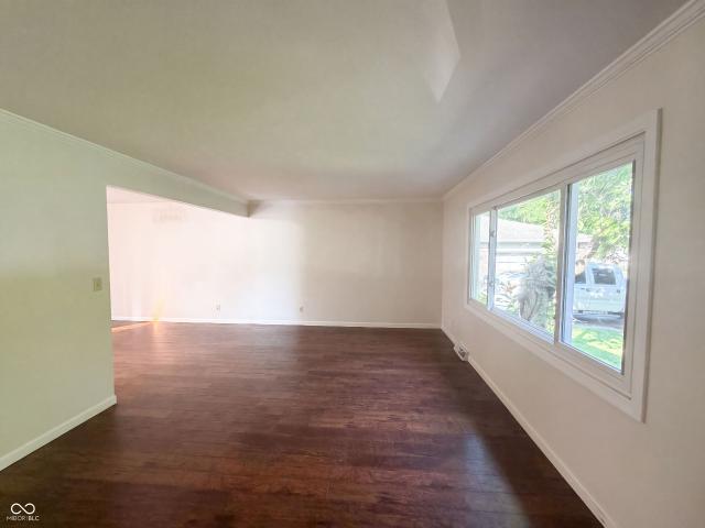 85 Tarry Court