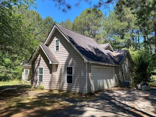 85 Teamon Cir, Griffin, GA 30223