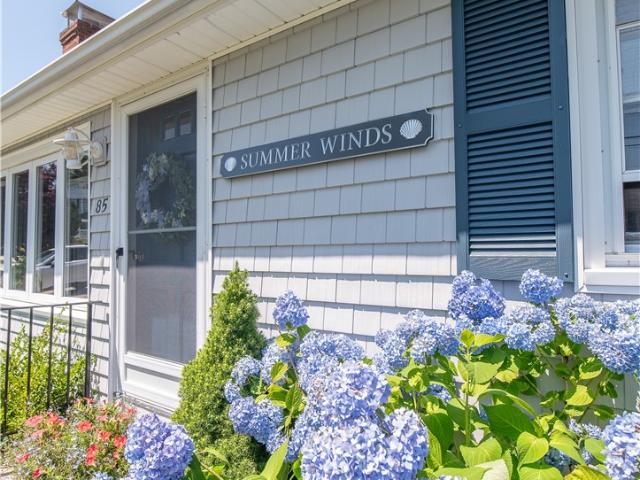 85 Treasure Road