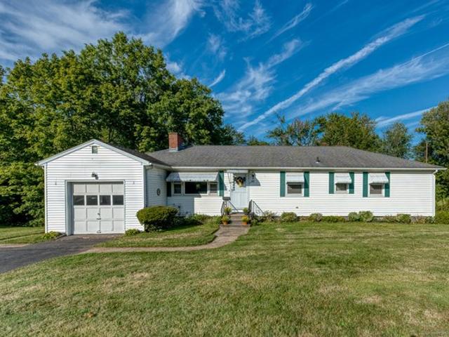 85 Westmont Dr, Middletown, CT 06457