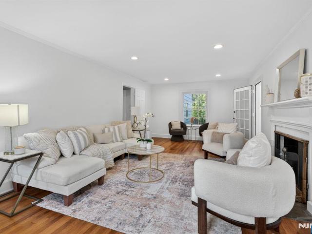 85 Whitney Road