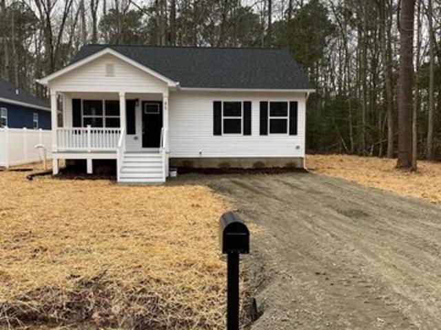 85 Wildwood Rd, Colonial Beach, VA 22443
