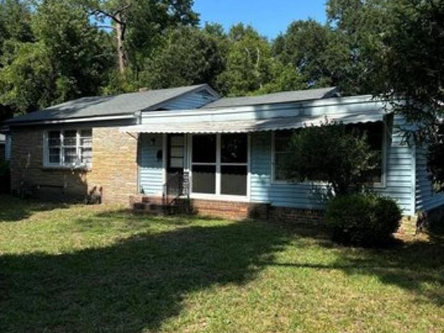 85 Willow Dr, Sumter, SC 29150