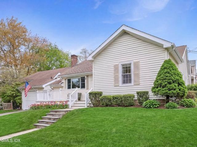 85 Woodbury Ave, Stamford, CT 06907