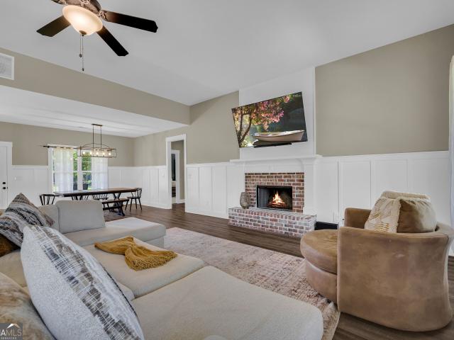 85 Woodfin Way