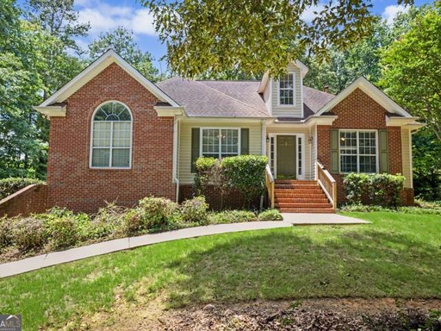 85 Woodstream Dr, Newnan, GA 30265