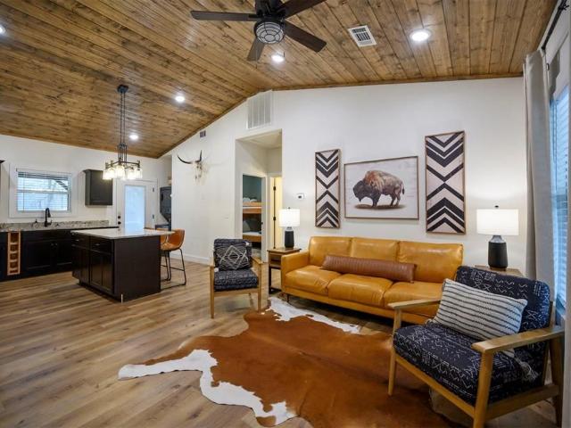 85 Alexis Ln, Broken Bow, OK