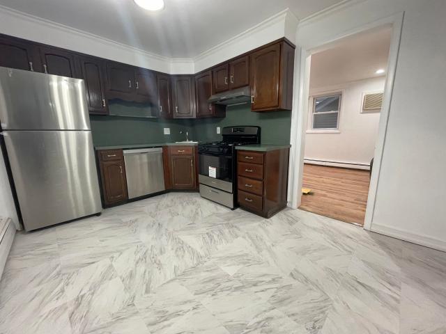 85 Bogart Ave # 2