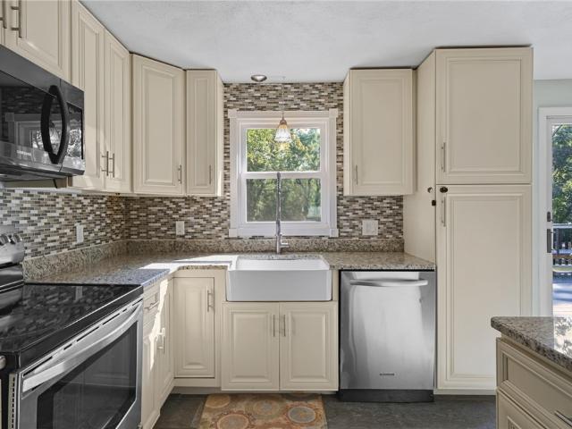 85 Blackrock Road