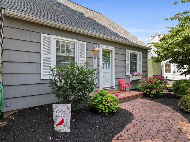 85 Brooklawn Dr