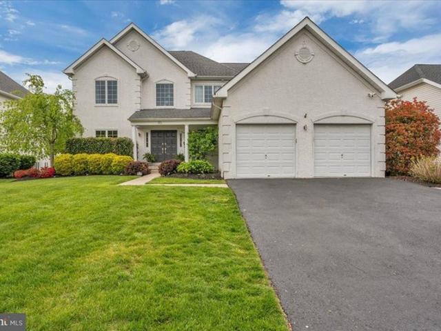 85 Brooks Rd, Moorestown, NJ 08057