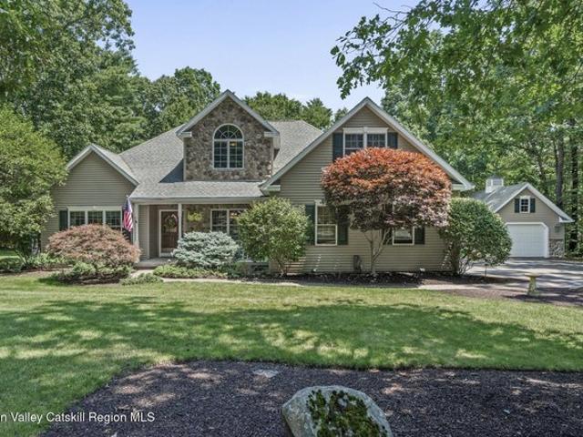 85 Chadwycke Ct, Schodack Landing, NY 12184