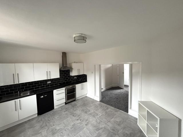 85 CHARLES STREET, ST HELENS. WA10 1LN
