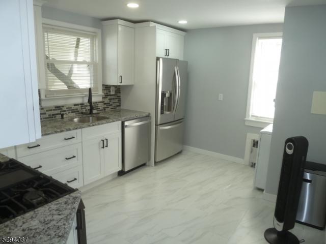 85 E Passaic Ave